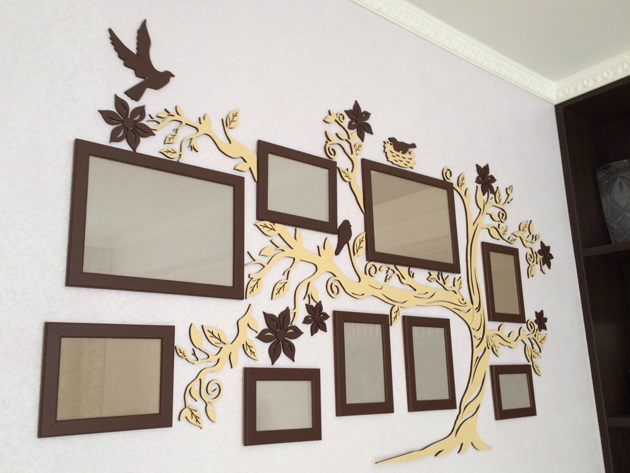 Family Tree Photo Frames - Download free Vector files